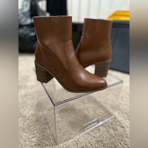 Universal Thread | Shoes | Universal Thread Ankle Booties Camel Brown ...